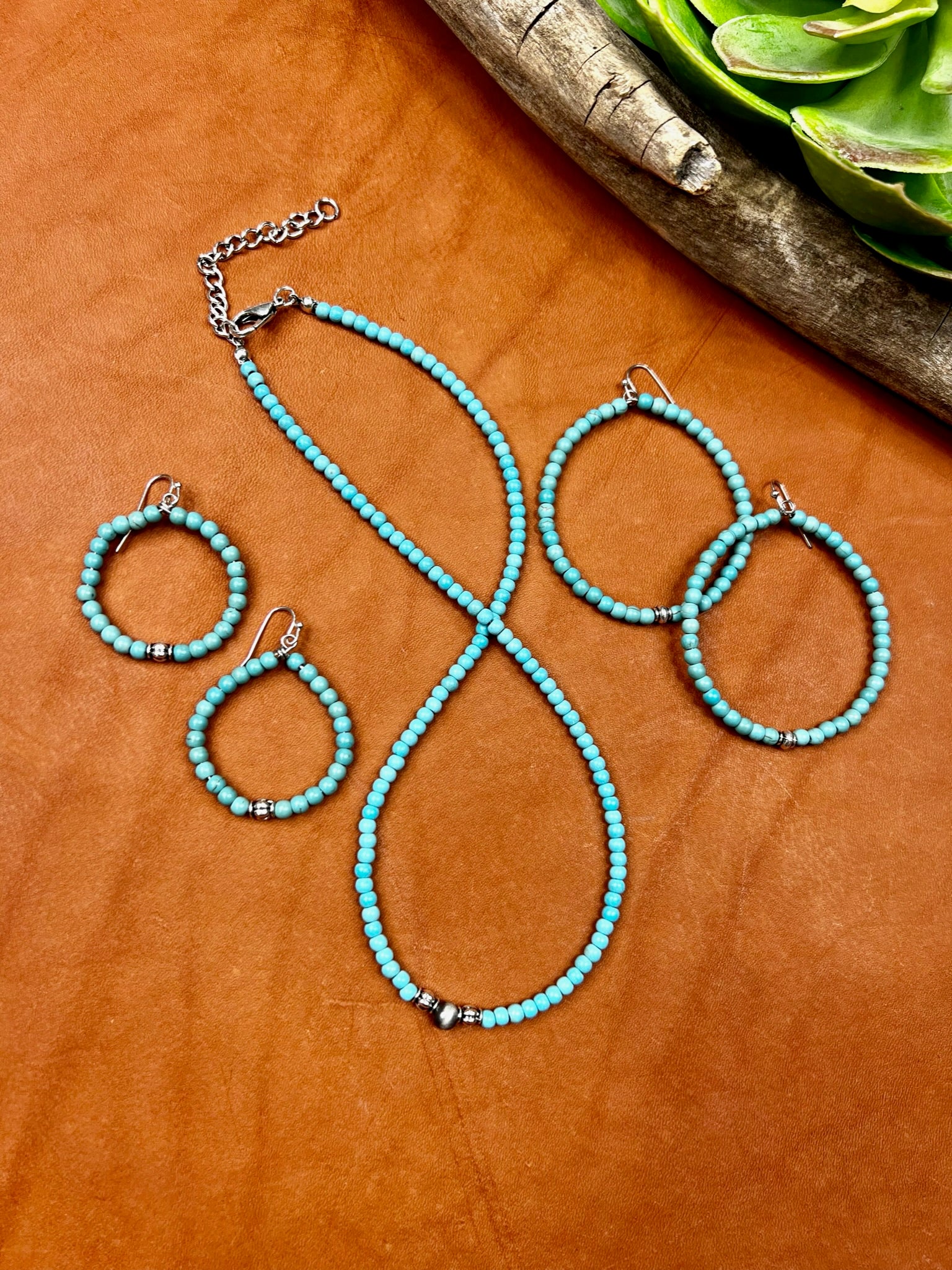 Crockett Short Turquoise Beaded Necklace – Horse Creek Boutique